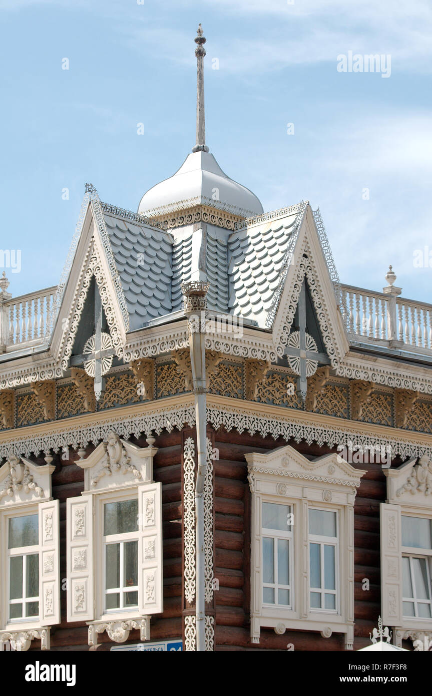 Wooden log house, historic city center, Irkutsk, Siberia, Russia Stock ...