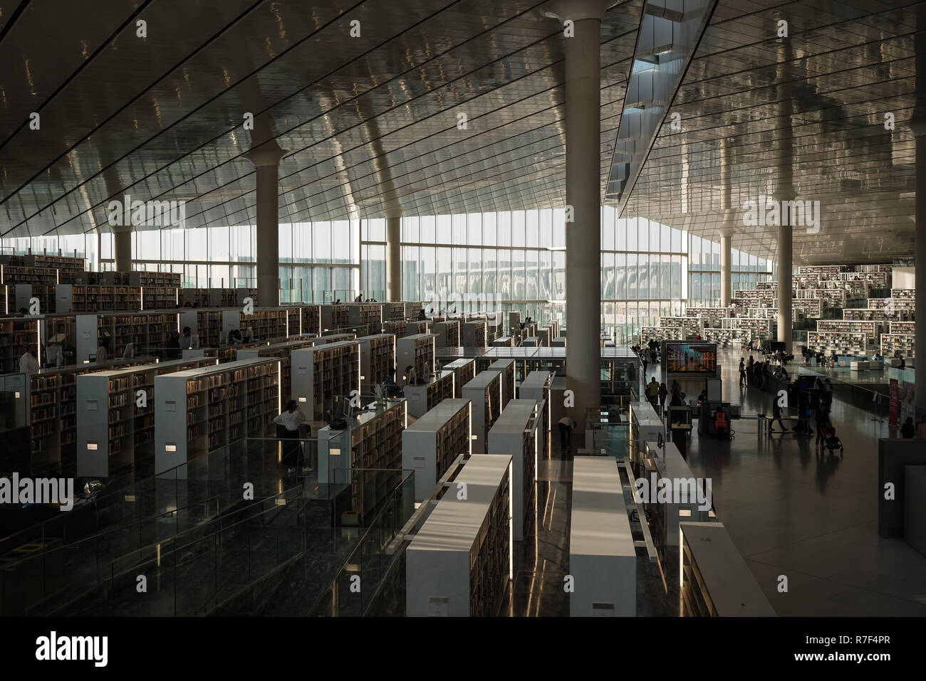 The 45,000-square-meter Qatar National Library's state-of-the-art ...