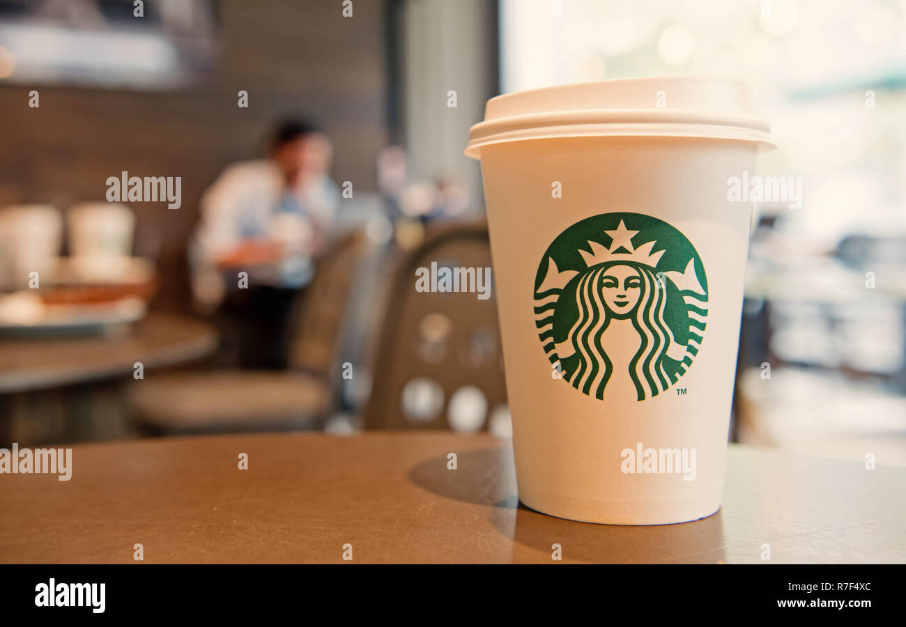 Starbucks coffee shop berlin germany hi-res stock photography and ...