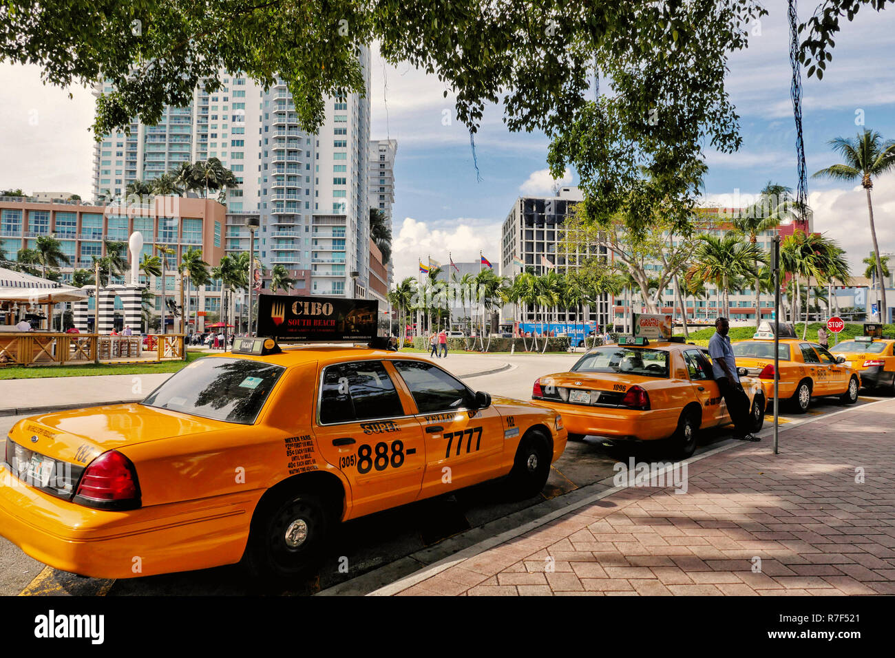 Texi hi-res stock photography and images - Alamy