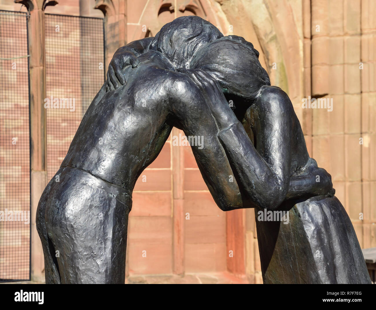 Statue of Reconciliation, St. Michael's Cathedral, Coventry, West ...