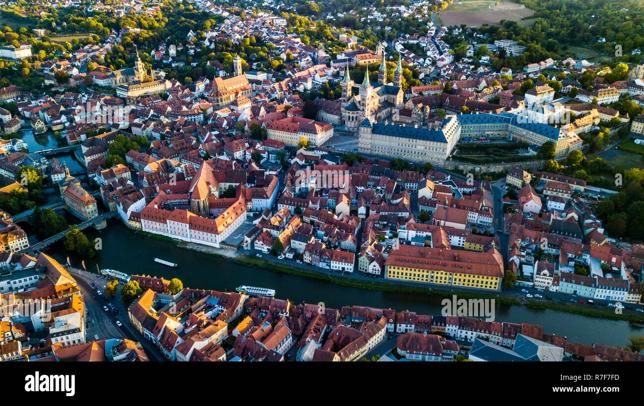 Aerial cathedral hi-res stock photography and images - Alamy