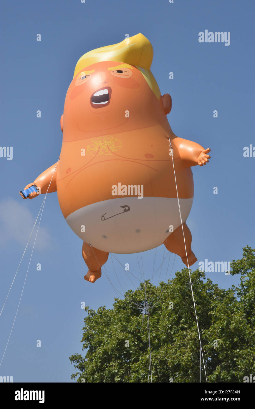 Giant blimp balloon of Donald Trump portrayed as a baby. Protest ...