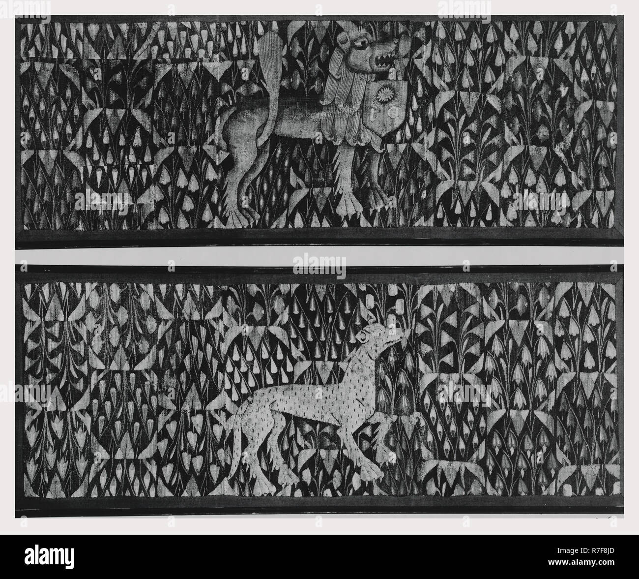 Leopard coat of arms hi-res stock photography and images - Alamy