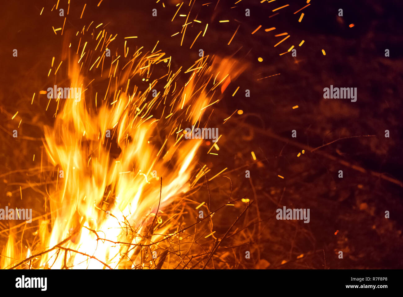 Bonfire color hi-res stock photography and images - Alamy