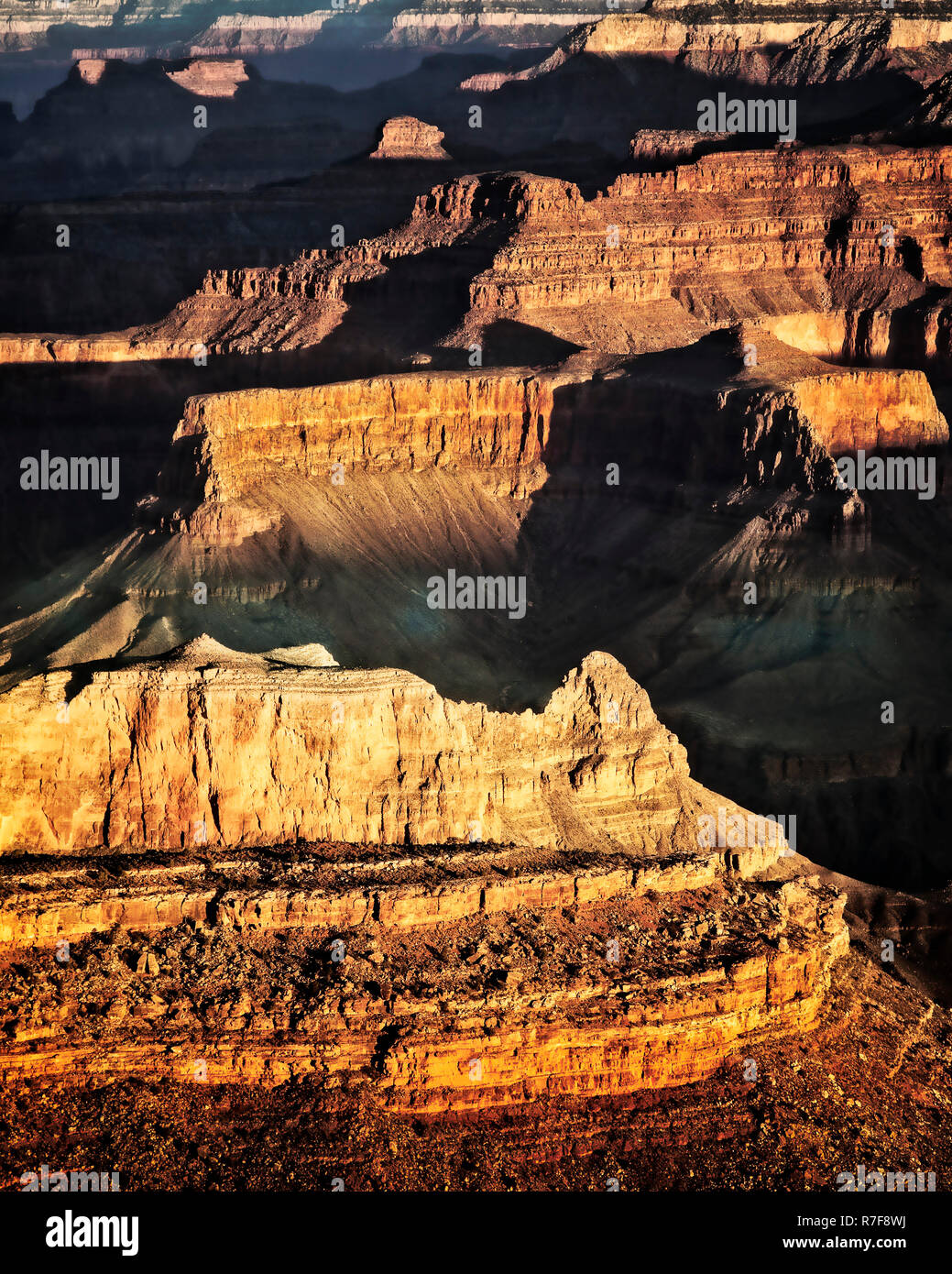 Grand canyon rock layers hi-res stock photography and images - Alamy