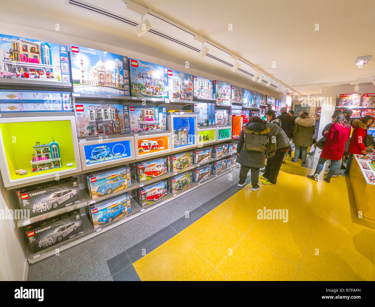 Toy store interior hi-res stock photography and images - Alamy