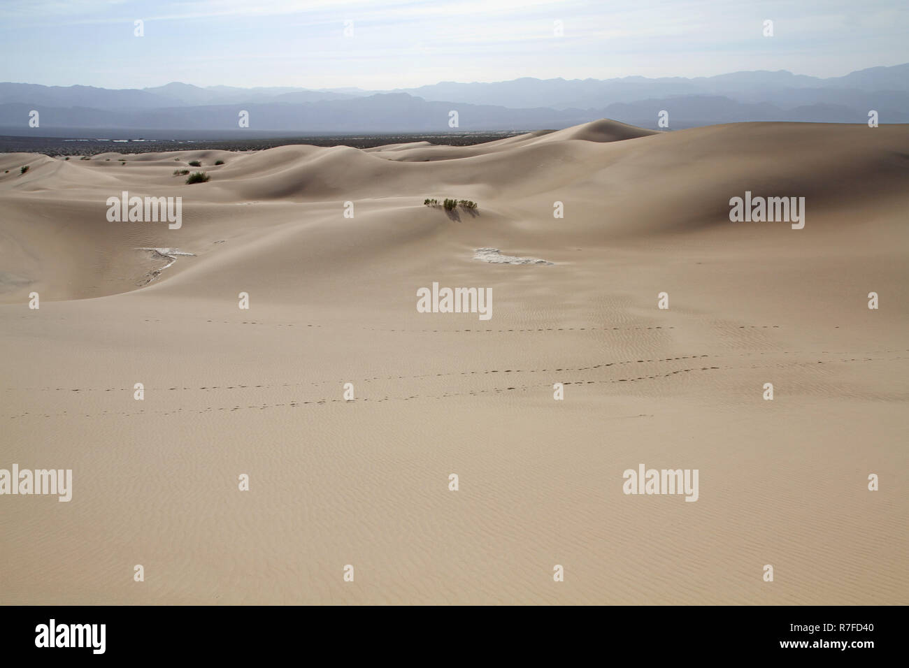 Vastness hi-res stock photography and images - Alamy