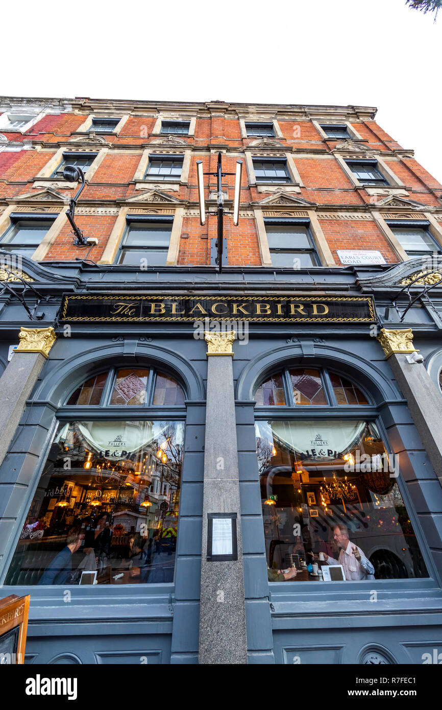 The Blackbird pub, 209, London SW5 9AN Stock Photo - Alamy