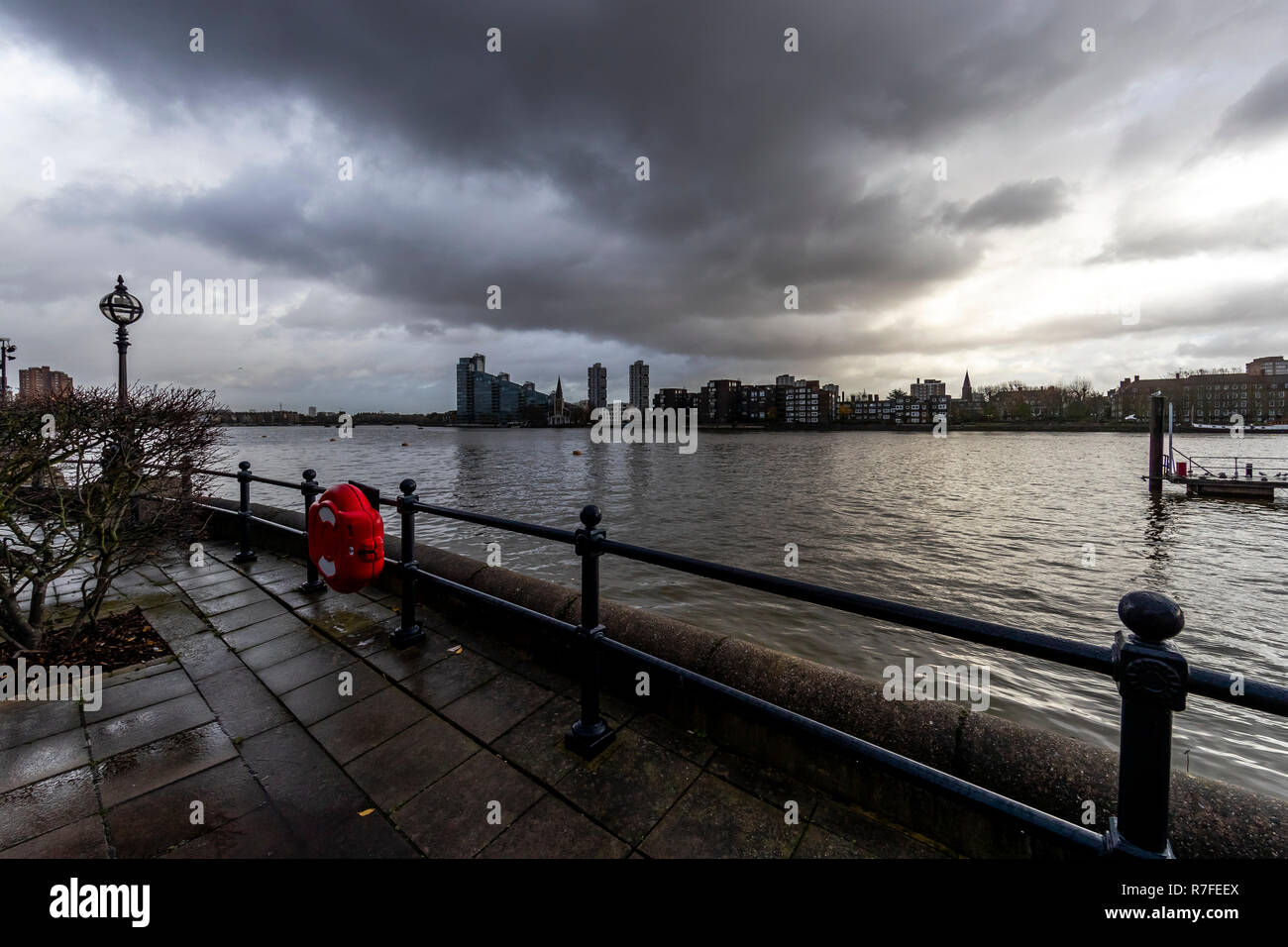 The Montevetro Building on London's southbank at Wandsworth. London. UK ...