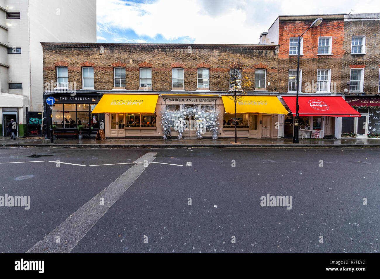 Elizabeth street belgravia hi-res stock photography and images - Alamy