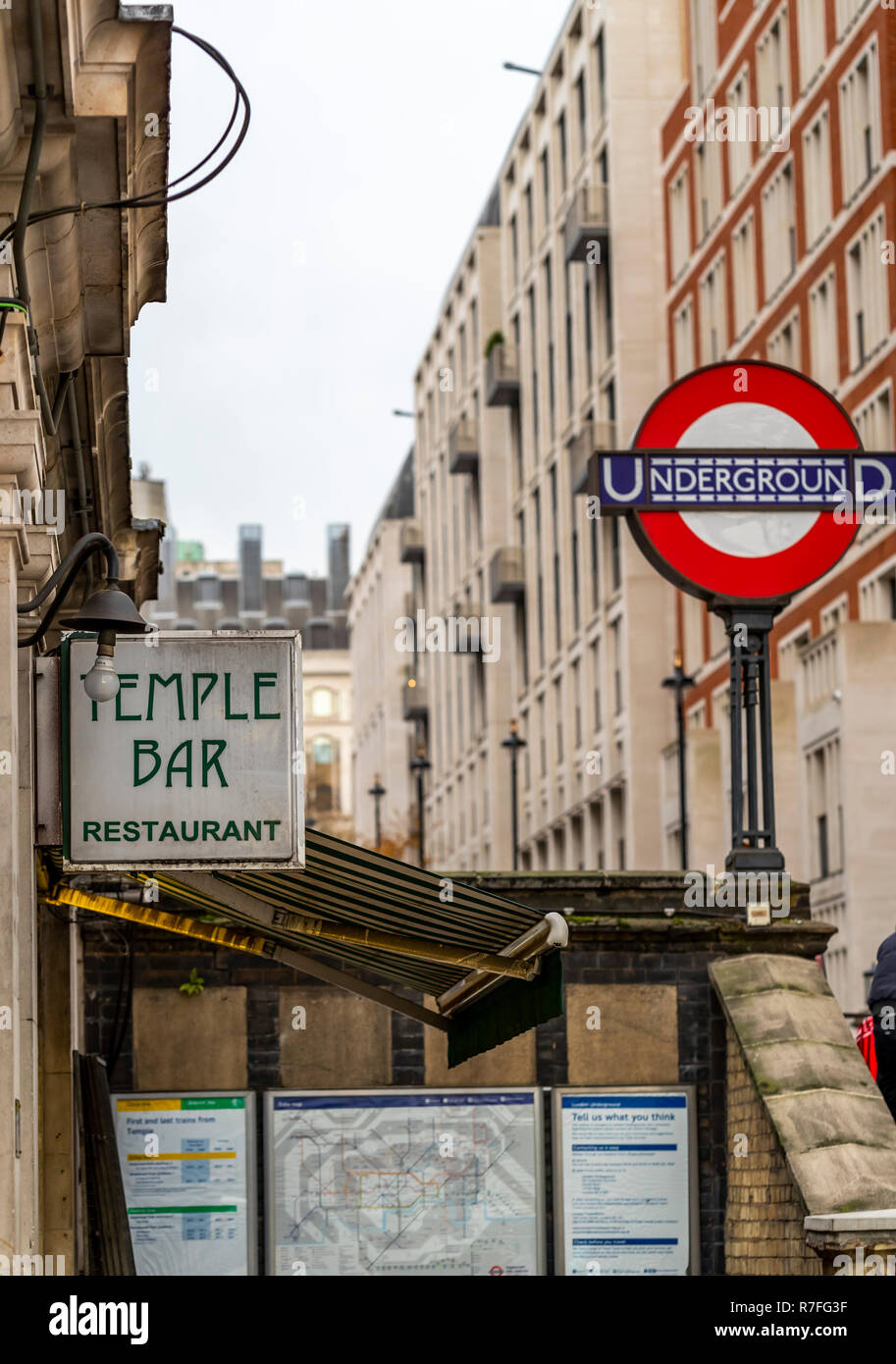 Temple Bar cafe and bar at Temple Station, Victoria Embankment, London ...