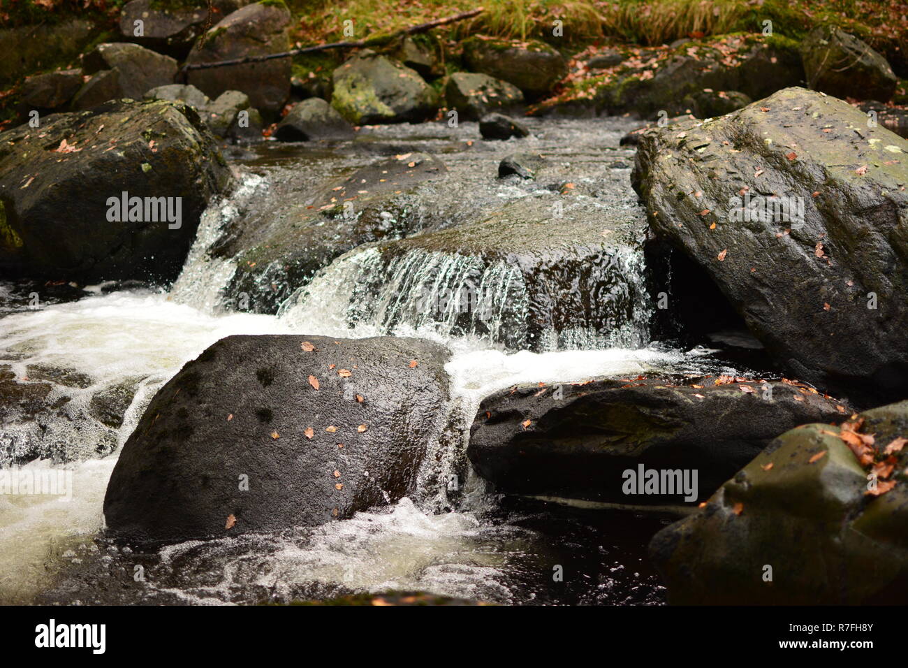 Snowdonia water mountain stream hi-res stock photography and images - Alamy