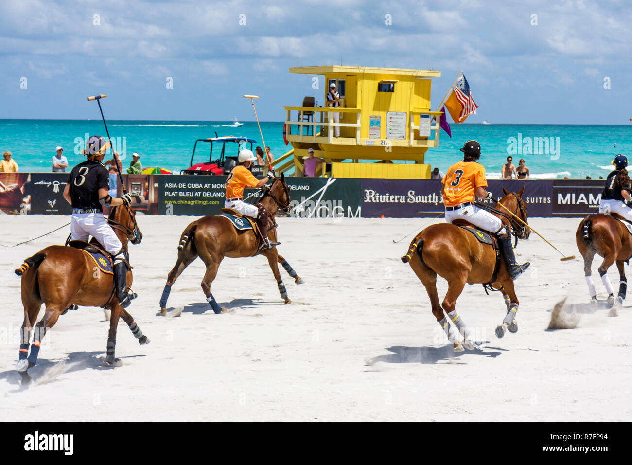 Polo mallet hi-res stock photography and images - Alamy