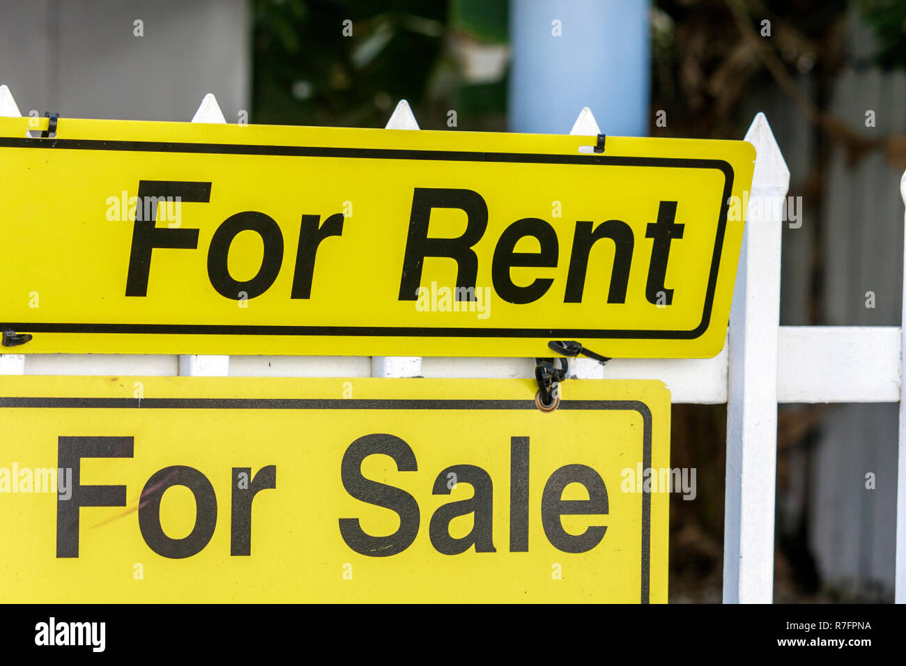 Sell logo hi-res stock photography and images - Alamy