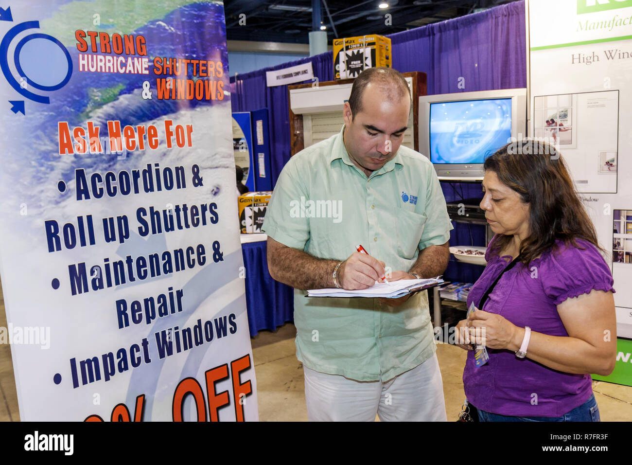 Miami Beach Florida,Miami Beach Convention Center,centre,Storm Prep ...