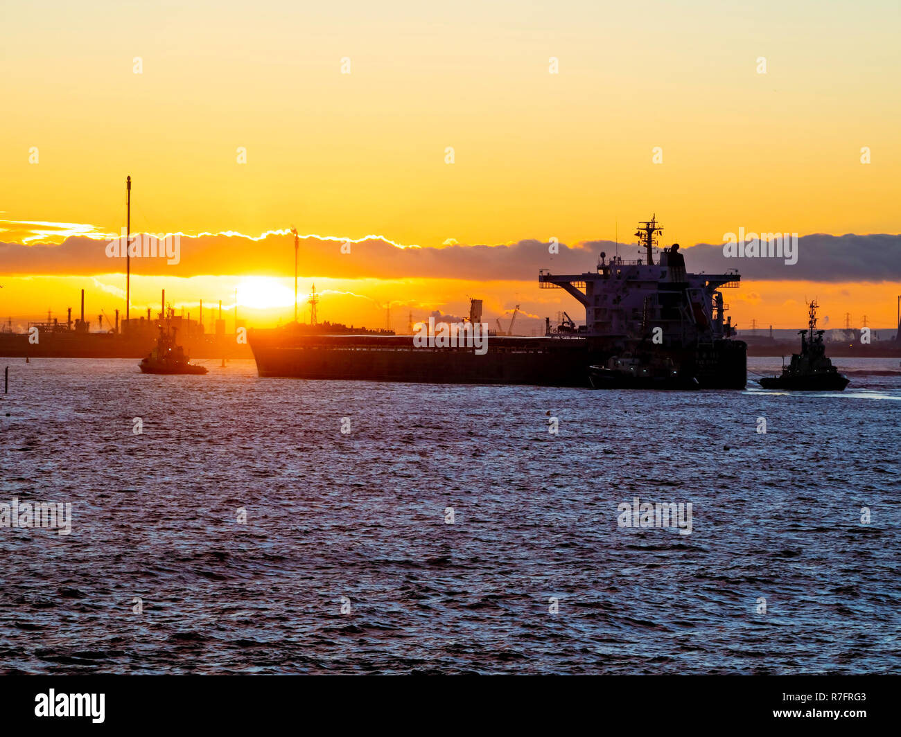 Chinese Bulk Carrier YUE DIAN IMO9615133 arriving at Teesport for the ...