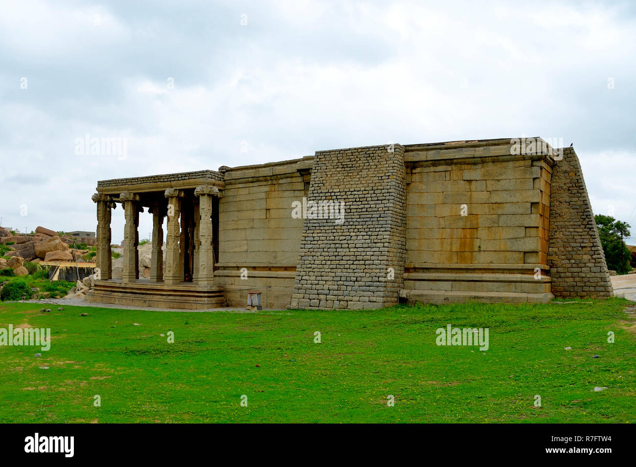 Temple ruins at Hemakuta Hill, Hampi, Karnataka, India Stock Photo - Alamy