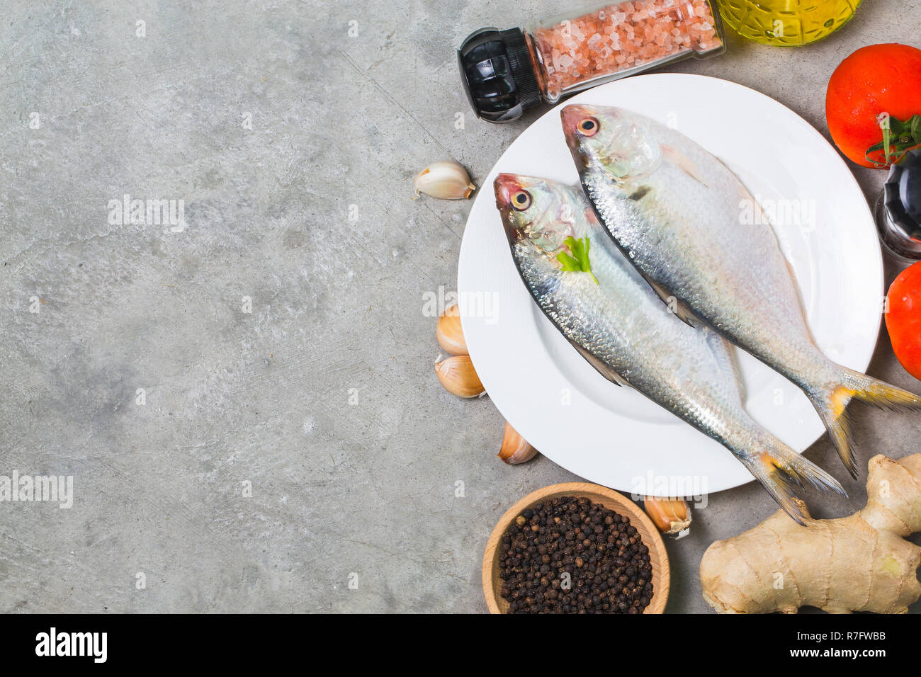 Clupeidae hi-res stock photography and images - Alamy