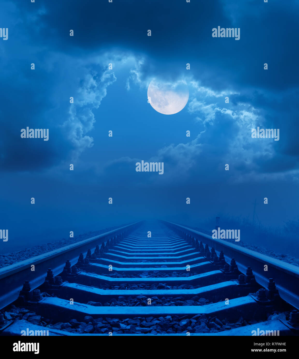 Railroad blue sky moon hi-res stock photography and images - Alamy