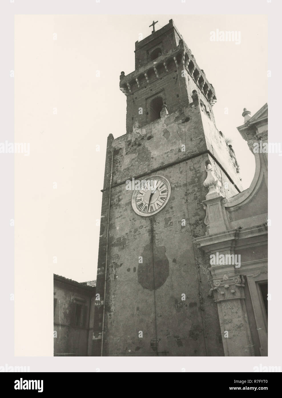 Travertine pilaster monument bearing orsini arms hi-res stock ...