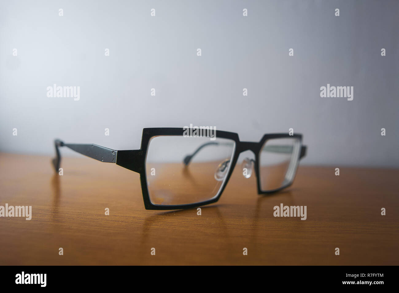 Modernglasses hi-res stock photography and images - Alamy