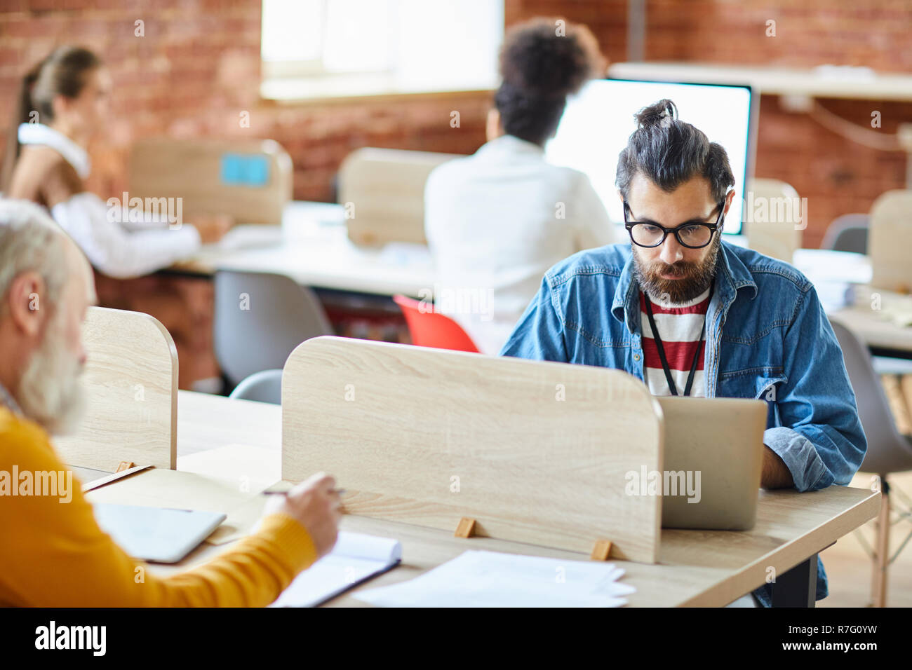 Networking among colleagues Stock Photo - Alamy