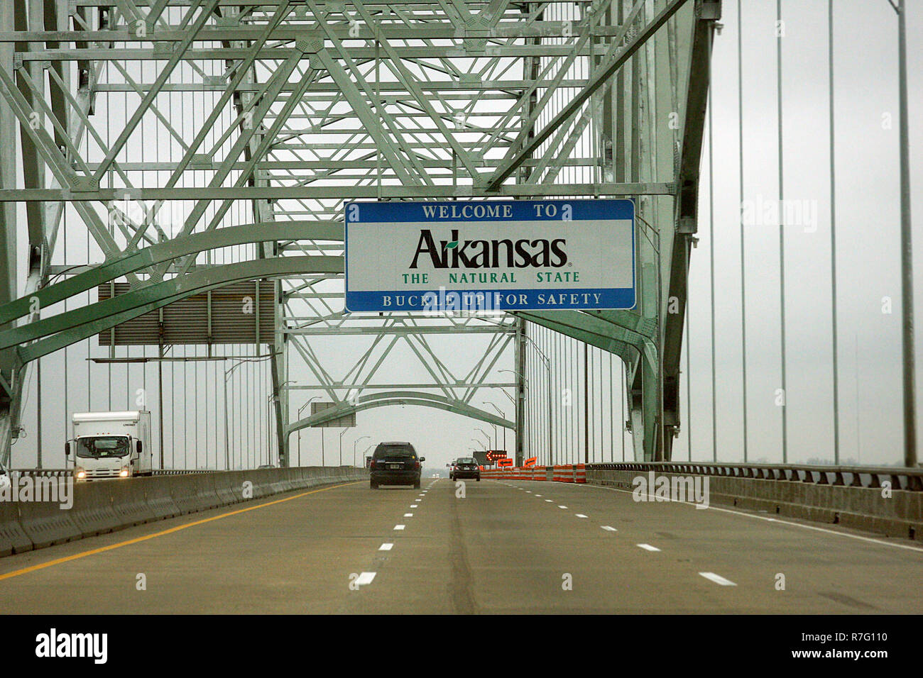 Entering the state of Arkansas, USA- road sign Stock Photo - Alamy