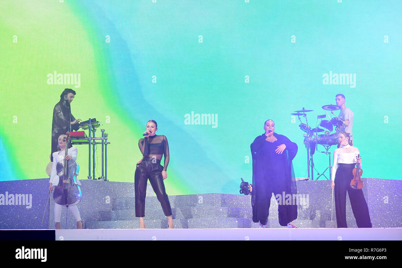 Grace Chatto, Jack Patterson and Luke Patterson of Clean Bandit on ...