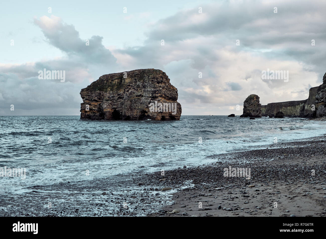 Marsden beach south shields tyne hi-res stock photography and images ...