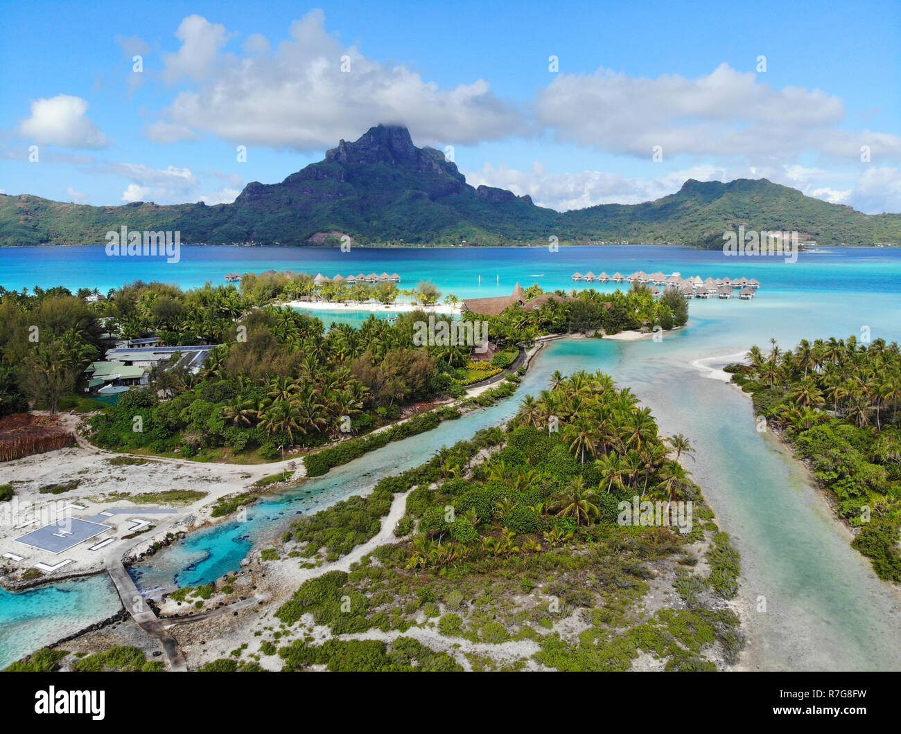 Tahiti lagoon aerial hi-res stock photography and images - Alamy