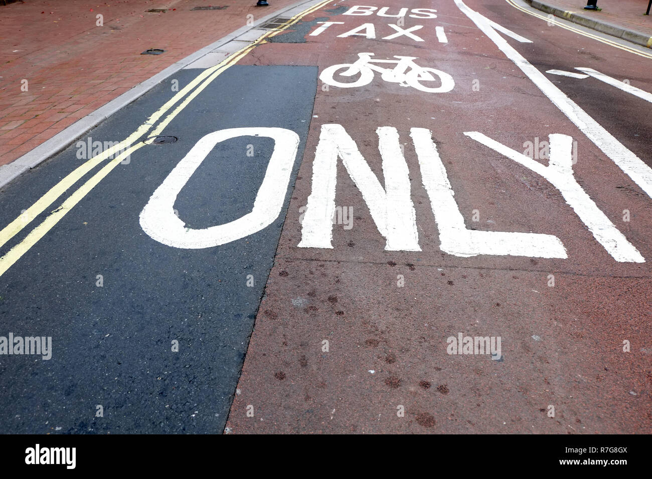 Road lane control markings hi-res stock photography and images - Alamy