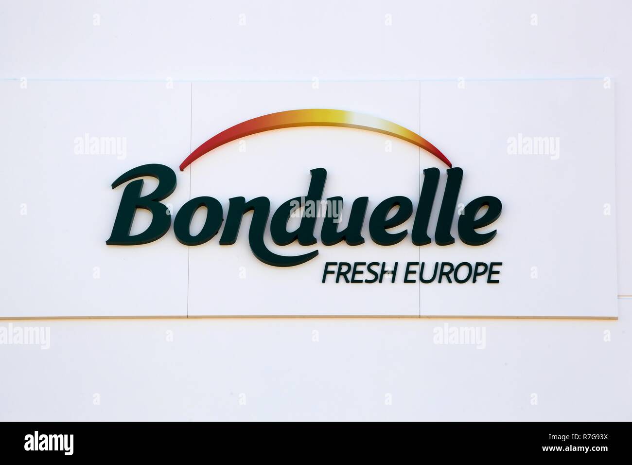 Bonduelle logo hi-res stock photography and images - Alamy
