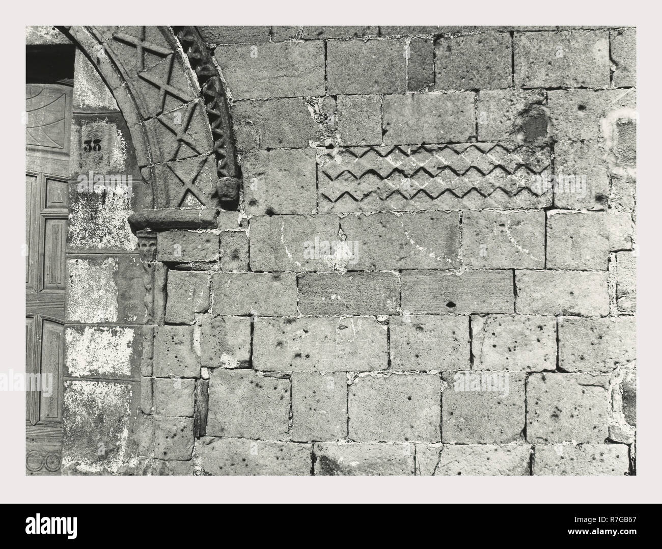 Trefoil Window High Resolution Stock Photography and Images - Alamy