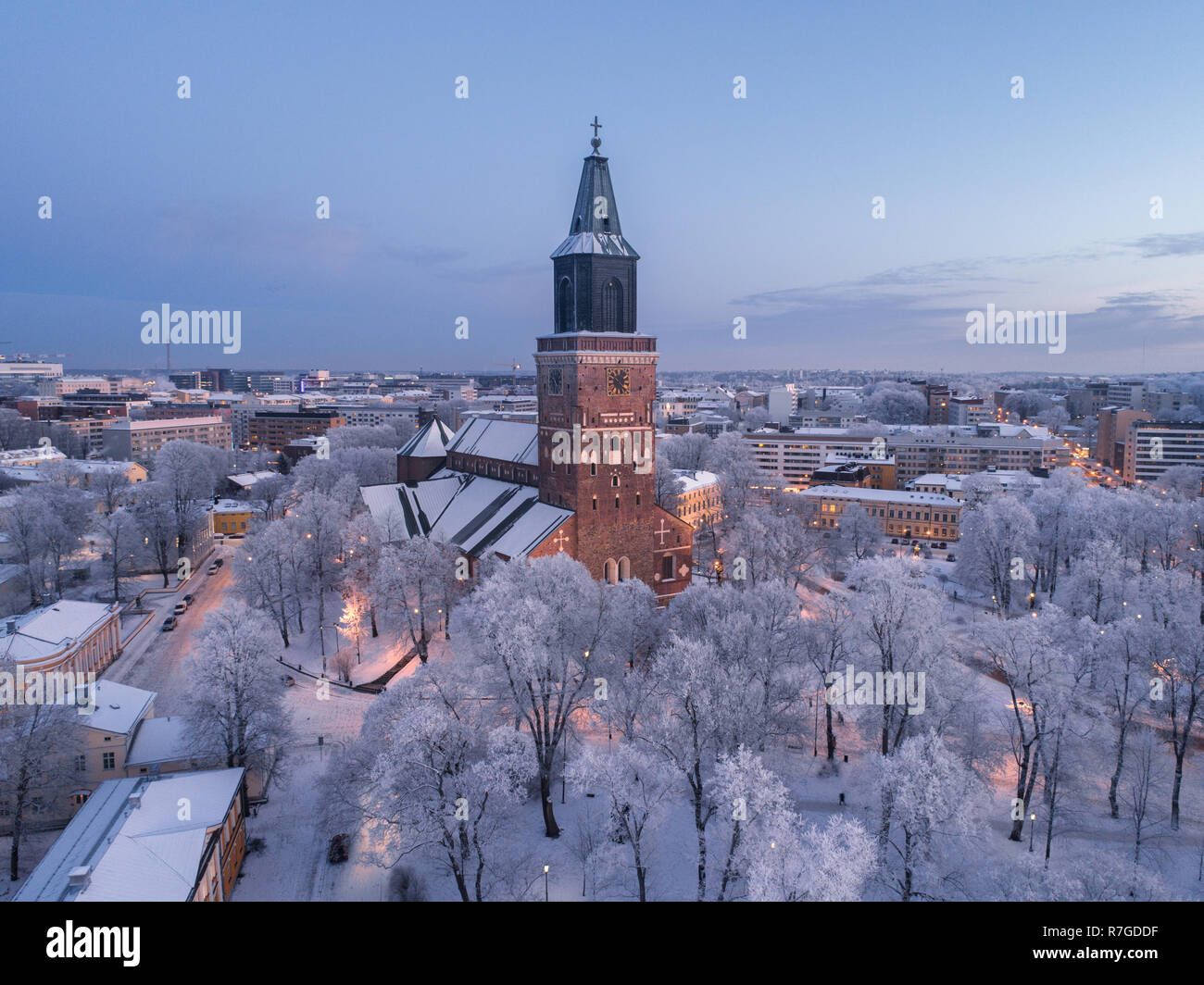 Landmark snow winter hi-res stock photography and images - Alamy