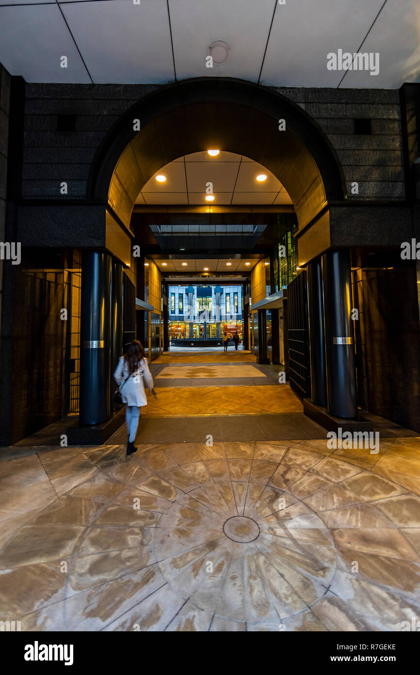 Freshfields london hi-res stock photography and images - Alamy