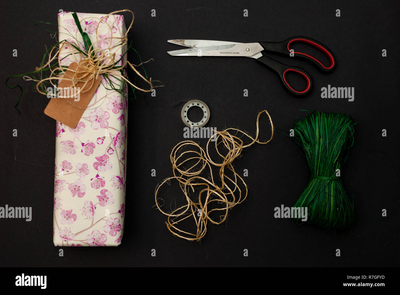 Roll wrapping paper gift hi-res stock photography and images - Alamy