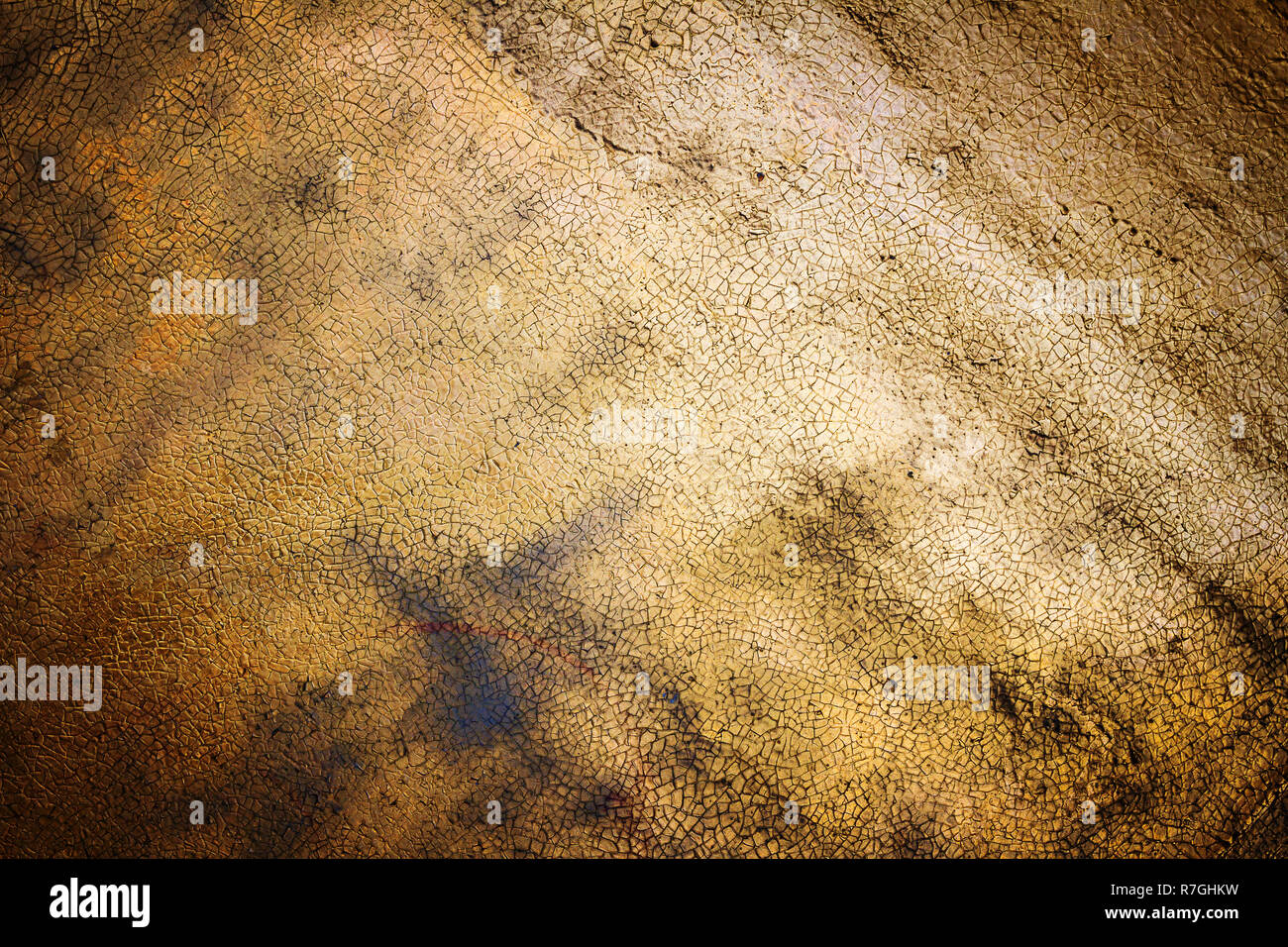 Golden crackled messy wall texture background. Decorative wall paint ...