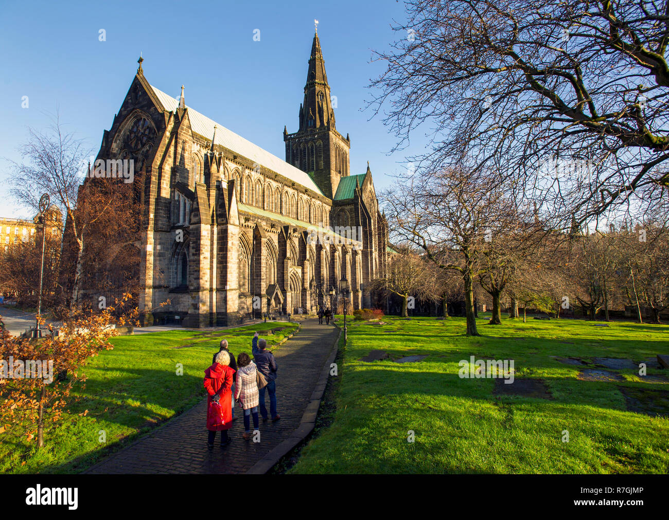 Glasgow cathedral hi-res stock photography and images - Alamy