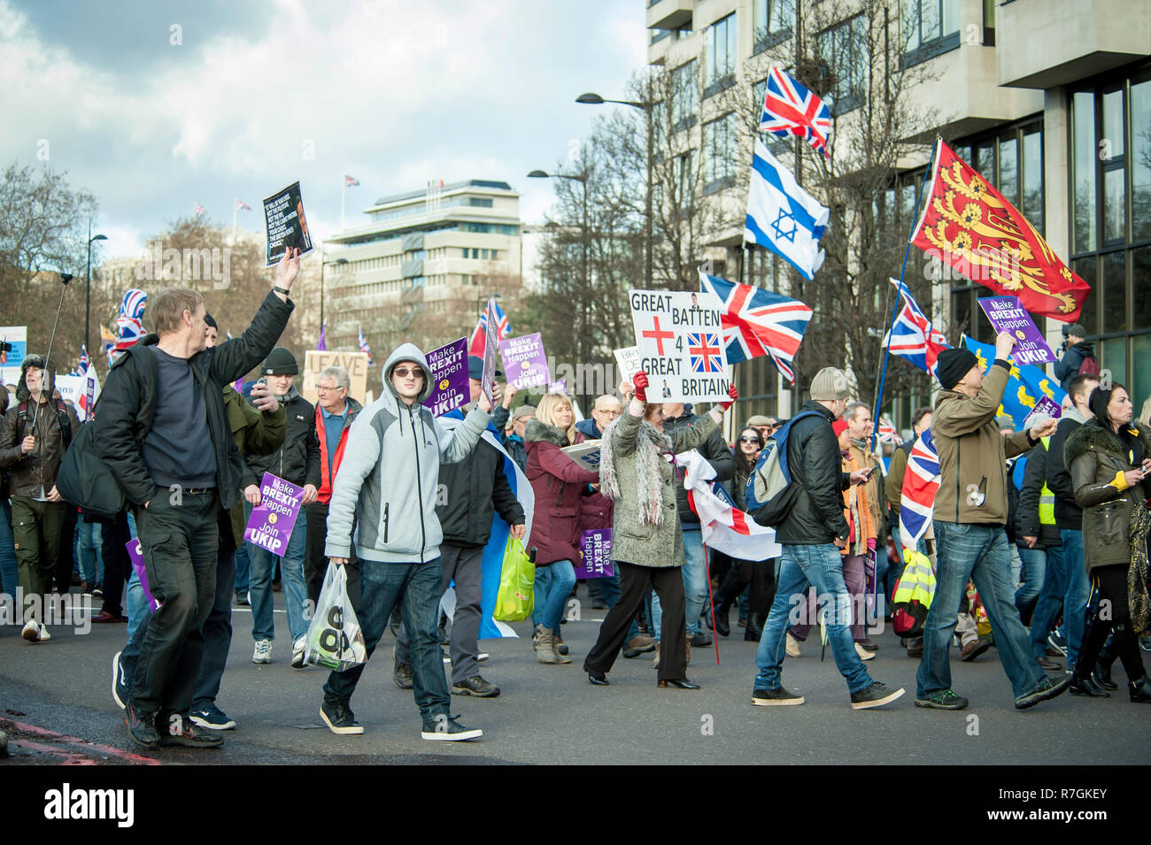 EDL Brexit means Exit March Dec 9th 2018 Stock Photo - Alamy
