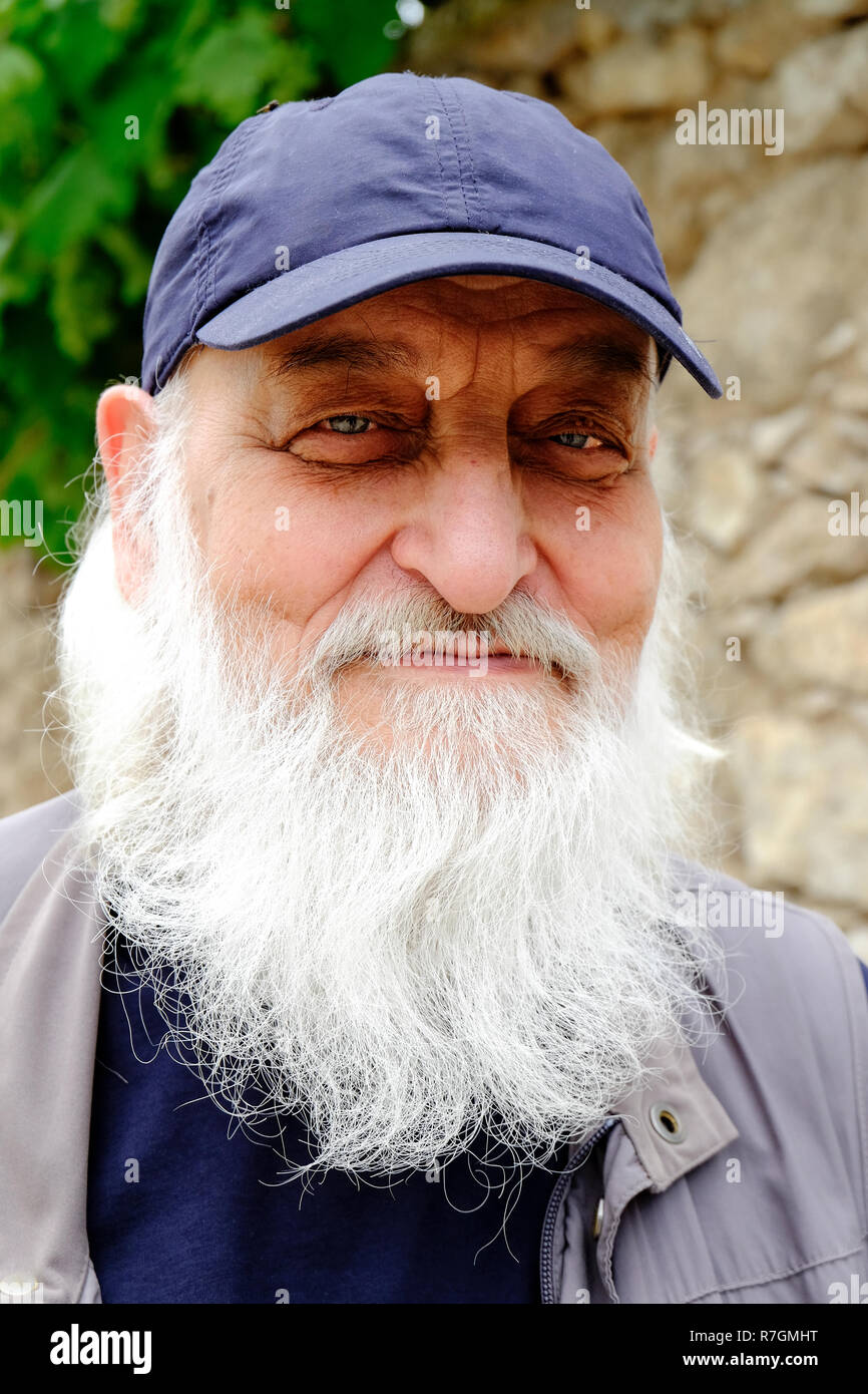 Bearded man blue eye hi-res stock photography and images - Alamy