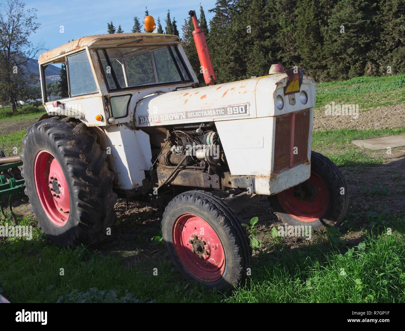 David brown 990 tractor hi-res stock photography and images - Alamy