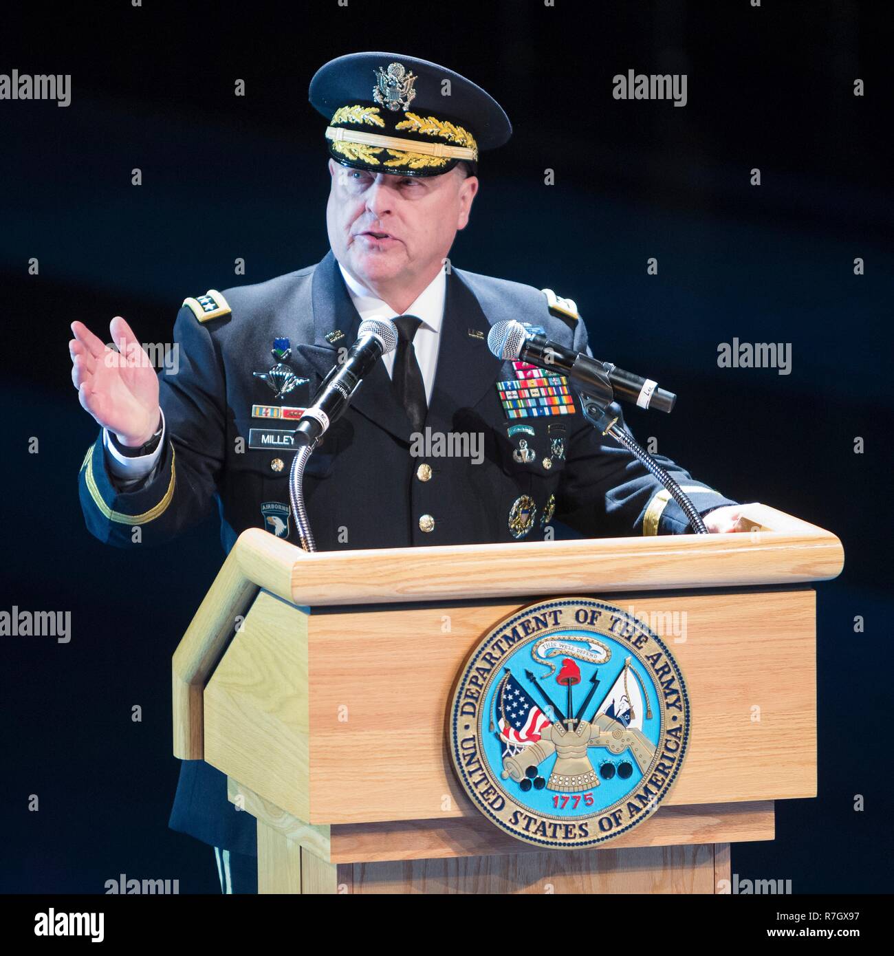 Washington army base hi-res stock photography and images - Alamy