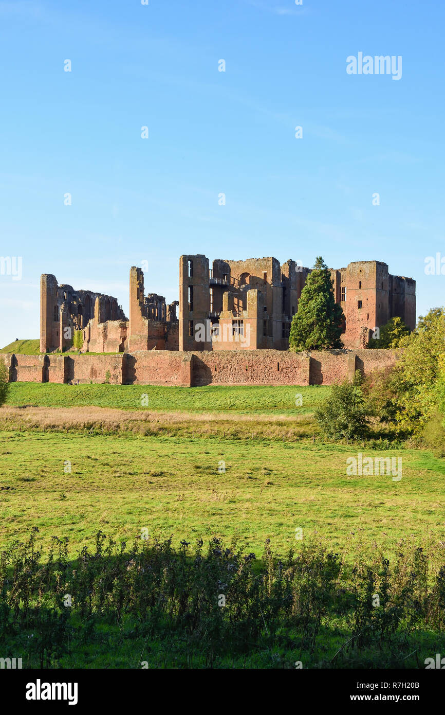 Kenilworth Castle, Kenilworth, Warwickshire, England, United Kingdom ...