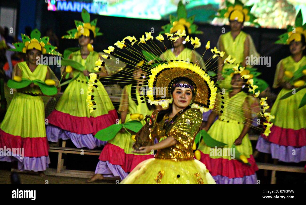 Philippines. 09th Dec, 2018. Students performed for the street dance ...