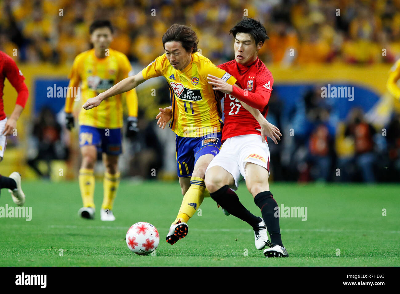 Saitama, Japan. 9th Dec, 2018. (L to R) Naoki Ishihara (Vegalta), Daiki ...