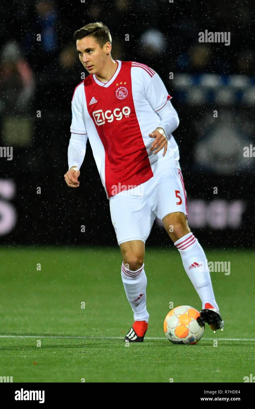 Maximilian wöber ajax hi-res stock photography and images - Alamy