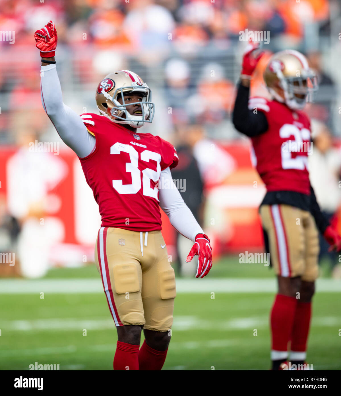 Santa Clara, California, USA. 09th Dec, 2018. San Francisco 49ers free ...