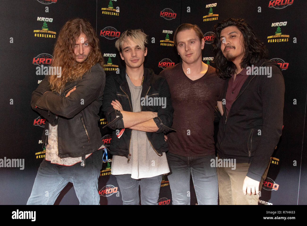 Inglewood, California, USA. 8th Dec, 2018. JOEY MORROW, JOSH KATZ ...