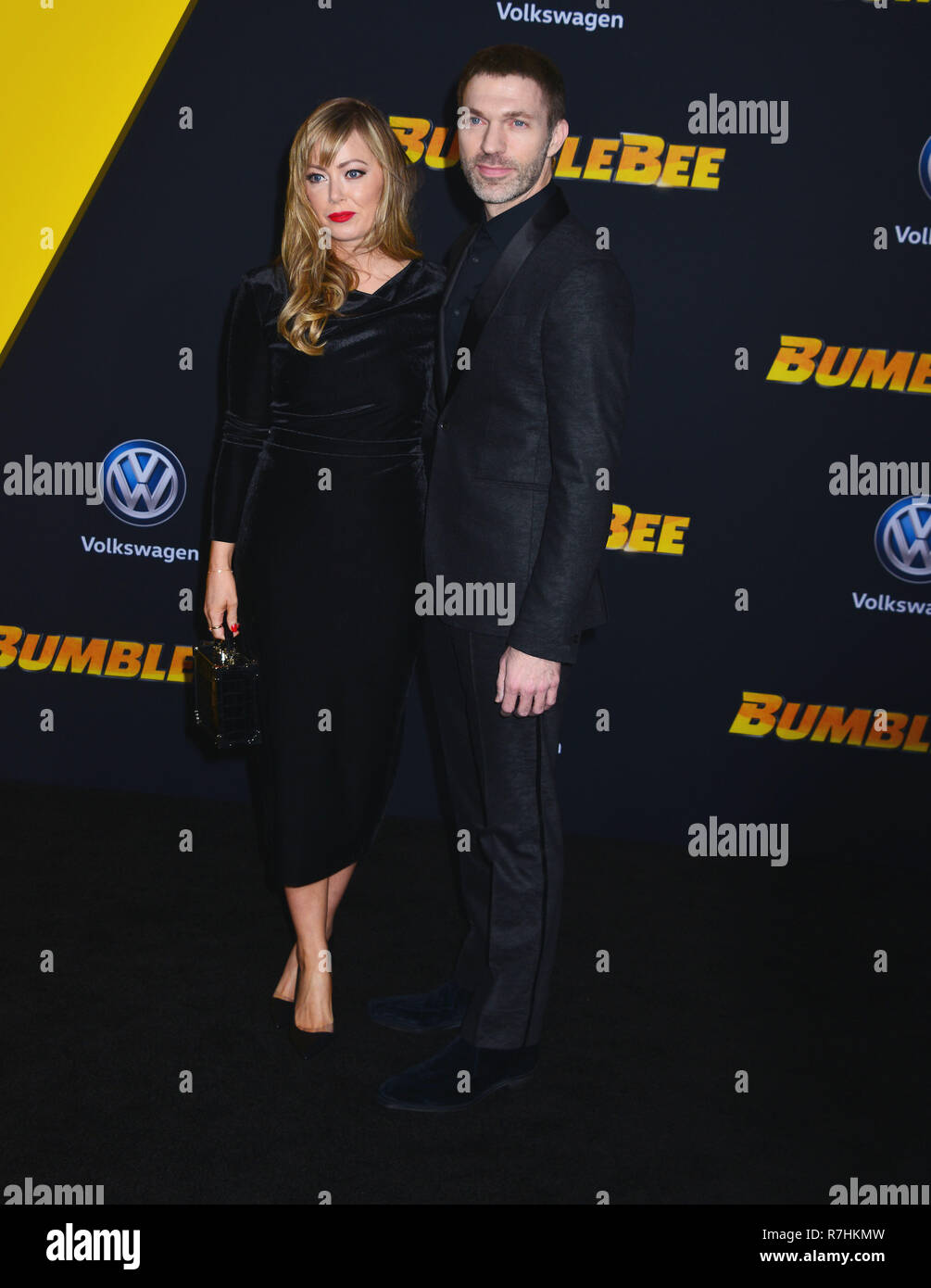 Los Angeles, USA. 09th Dec, 2018. Travis Knight and wife arrives at the ...